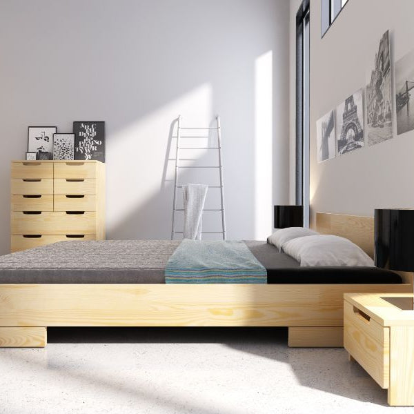 SPECTRUM Pine Bed - D40Studio